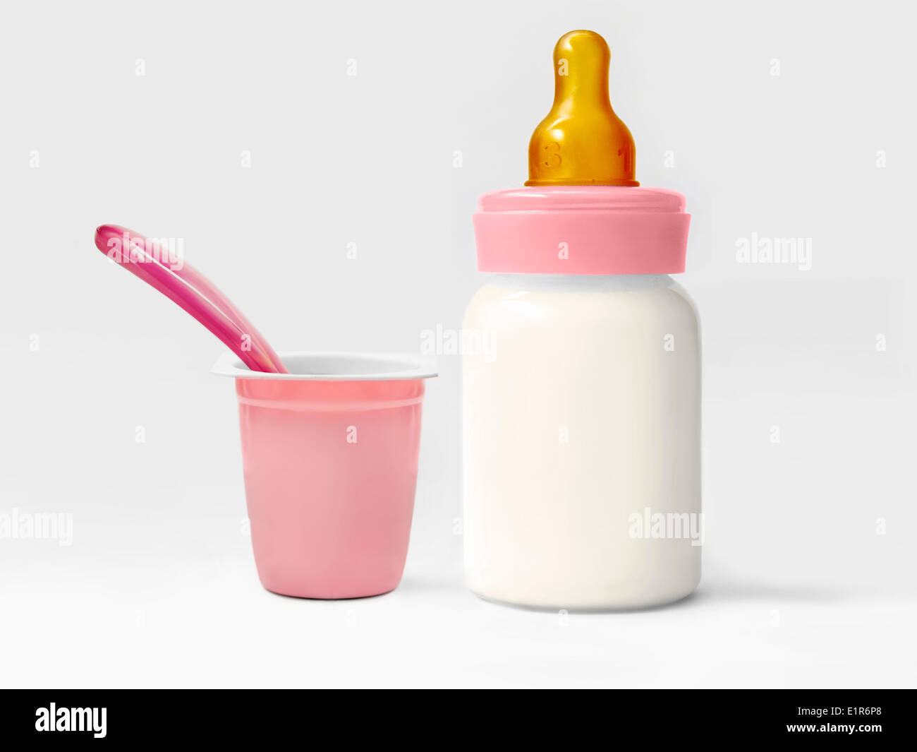 Babys milk bottle hi res stock photography and images Alamy