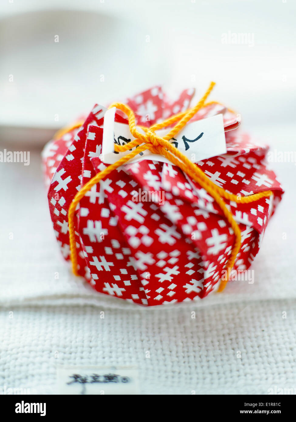 Packed cake hi-res stock photography and images - Alamy