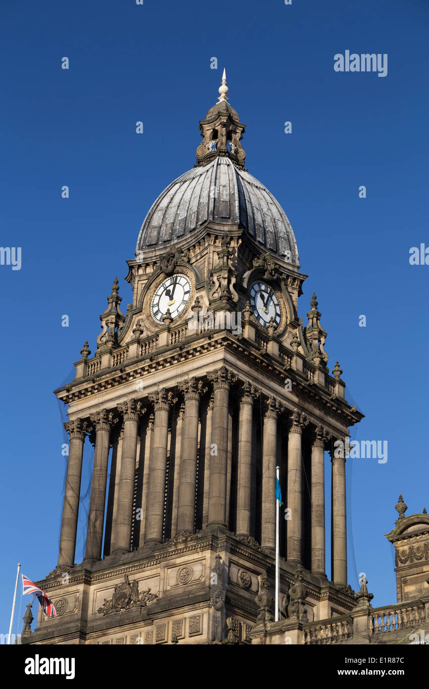 Leeds town hall clock tower hi-res stock photography and images - Alamy