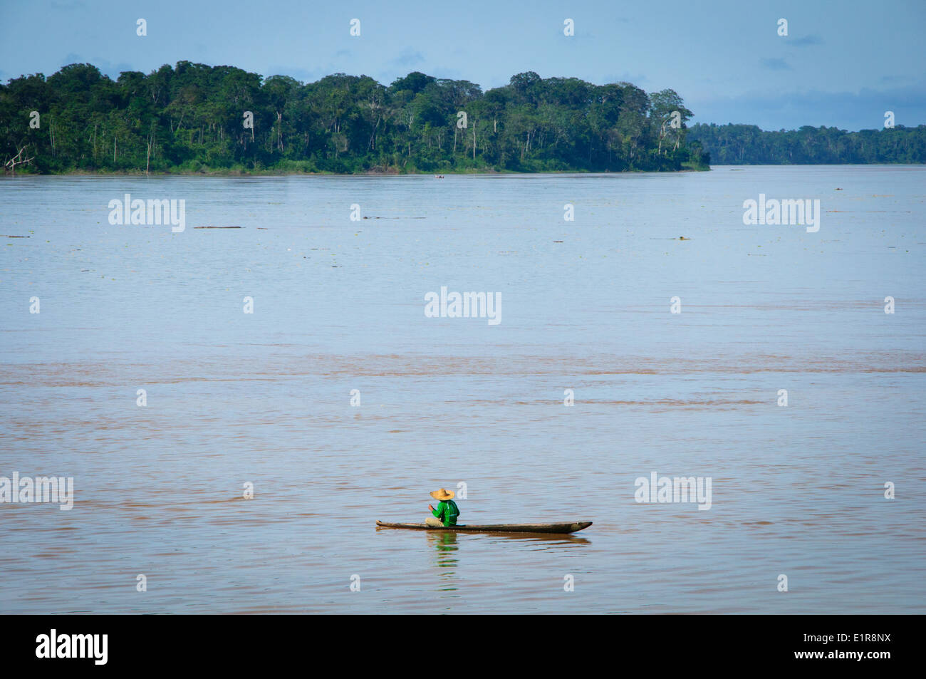 Dugout canoe amazon river hi-res stock photography and images - Alamy