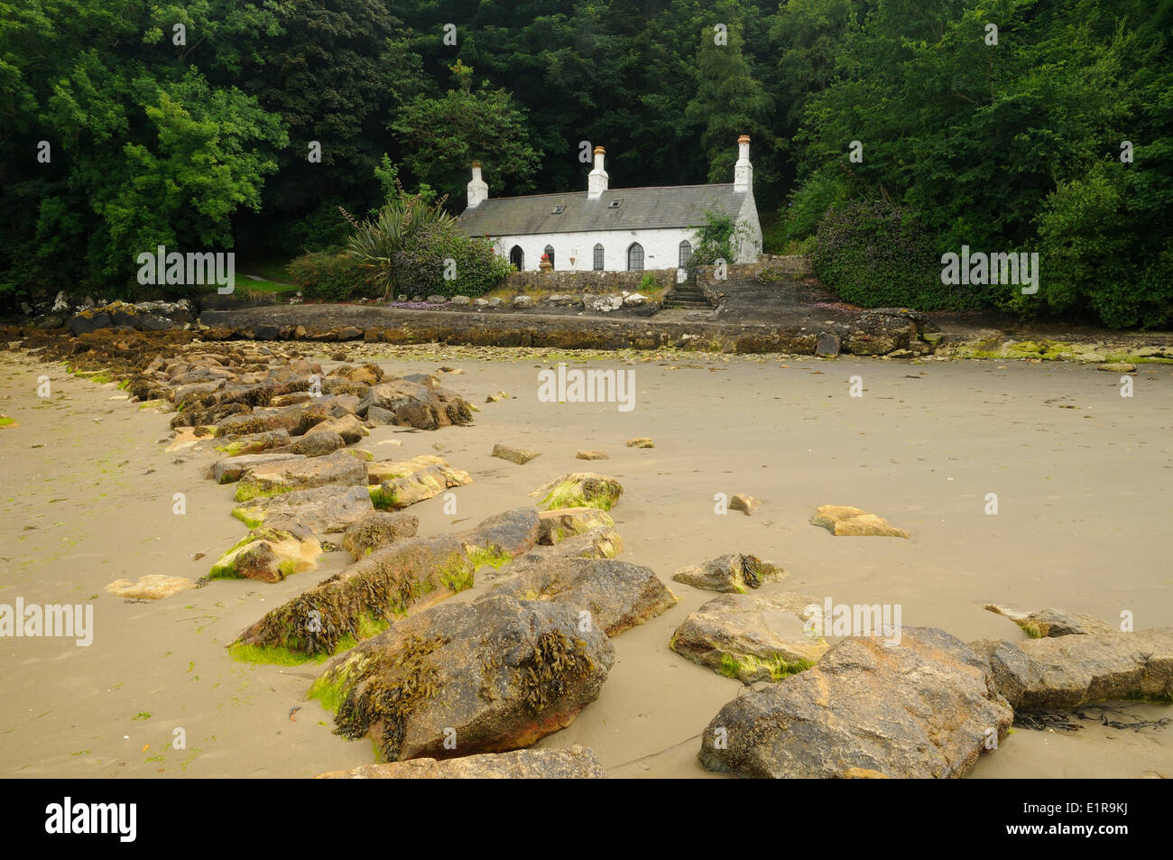 Llanbedrog bay hi-res stock photography and images - Alamy