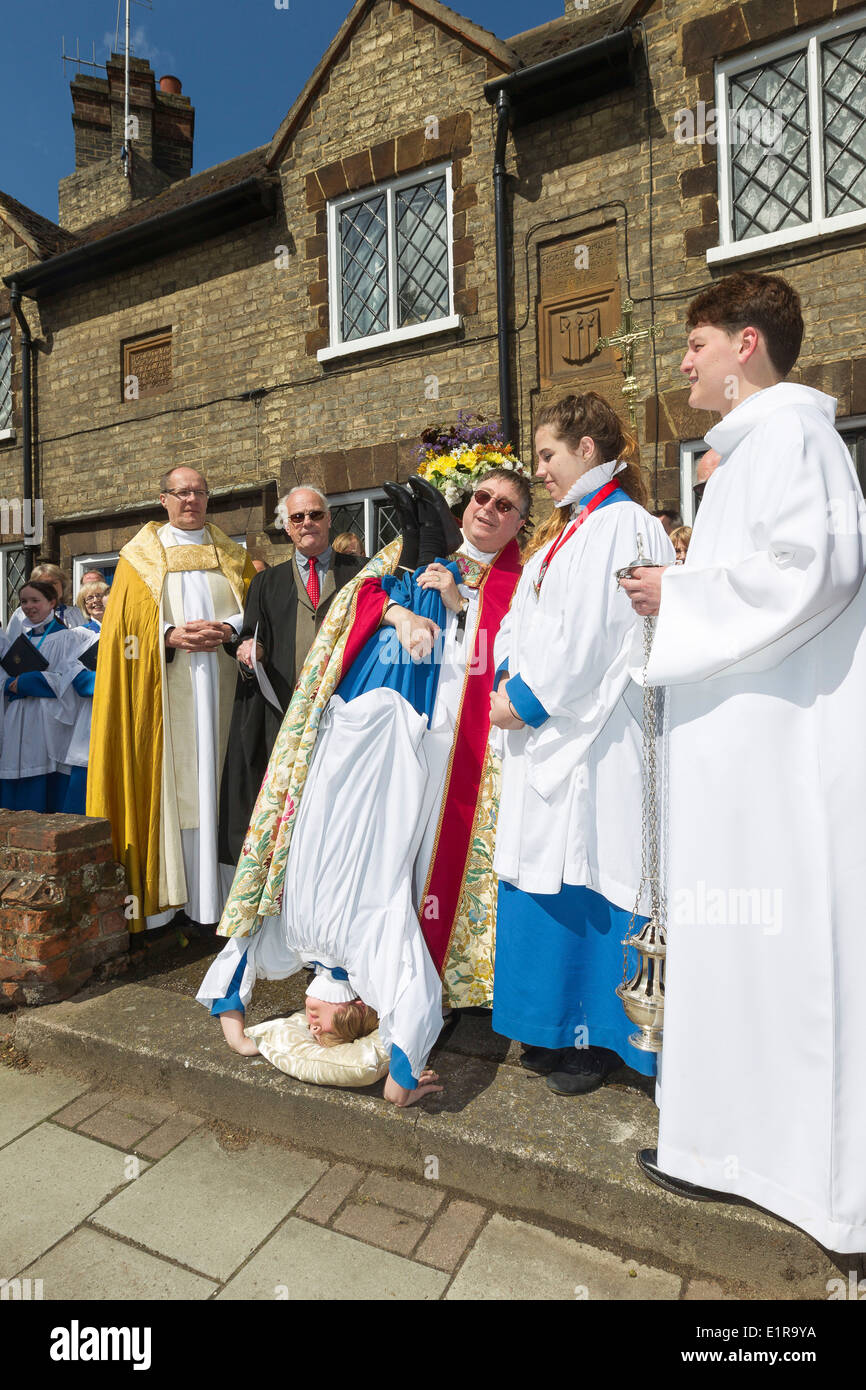 Ancient ceremony england hi-res stock photography and images - Alamy