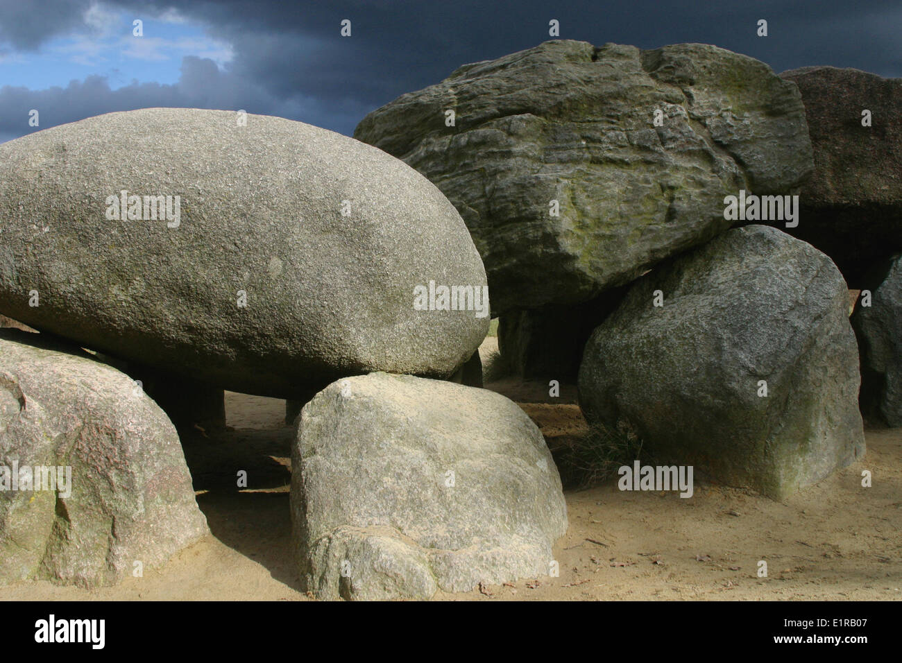Detail of the carrying and cover stones of the Megalithic tomb D54 ...