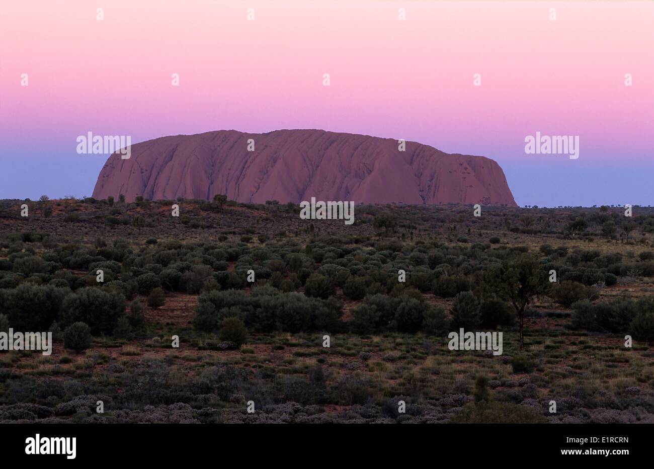 Uluru view hi-res stock photography and images - Alamy