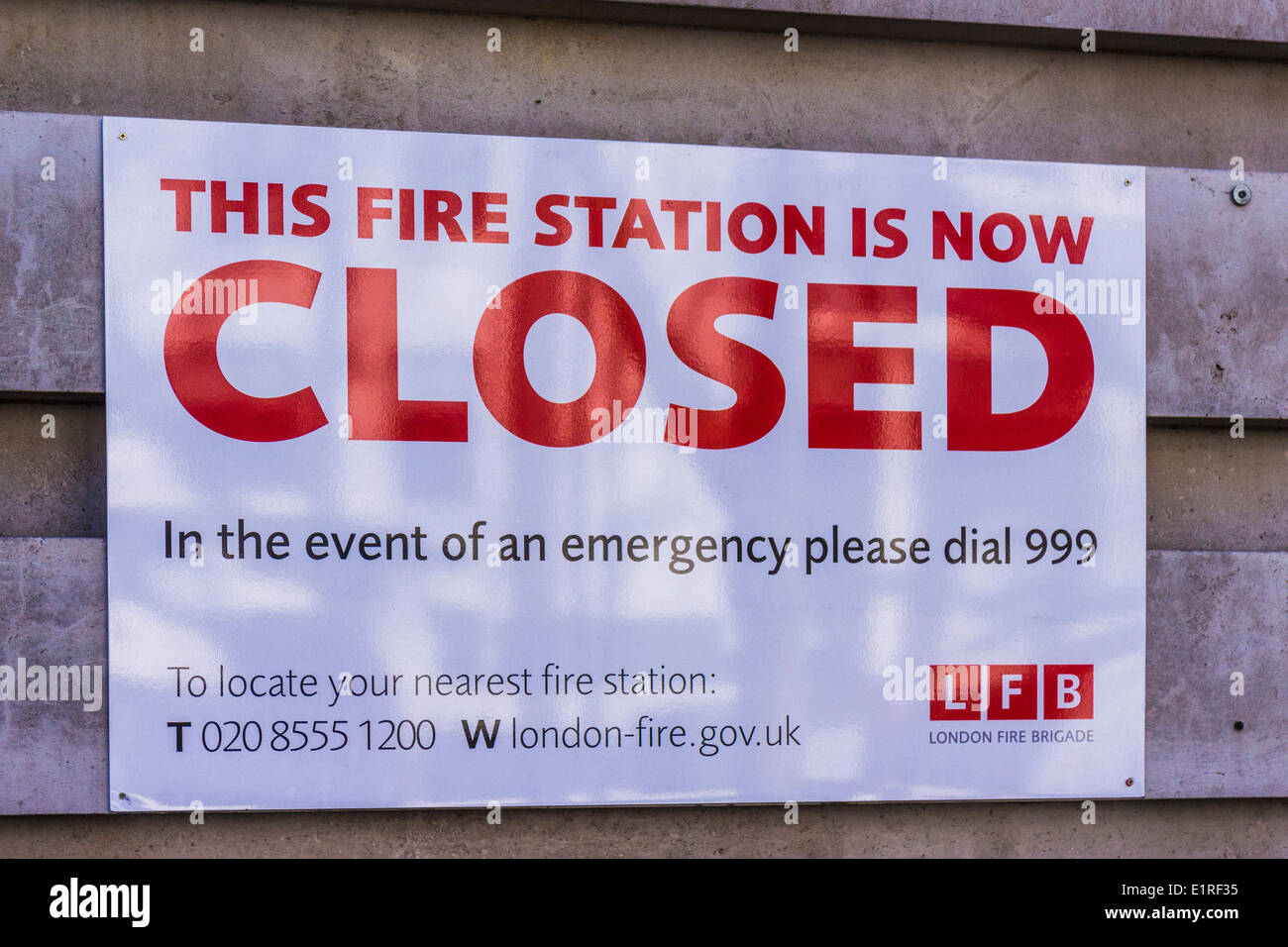 Station Closed Sign High Resolution Stock Photography and Images - Alamy