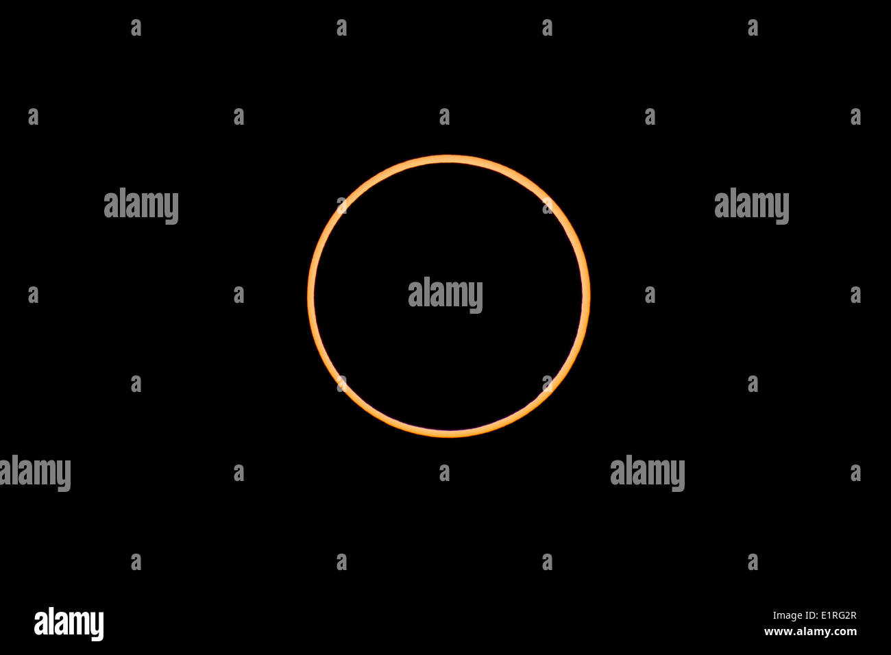Annular solar eclipse hi-res stock photography and images - Alamy