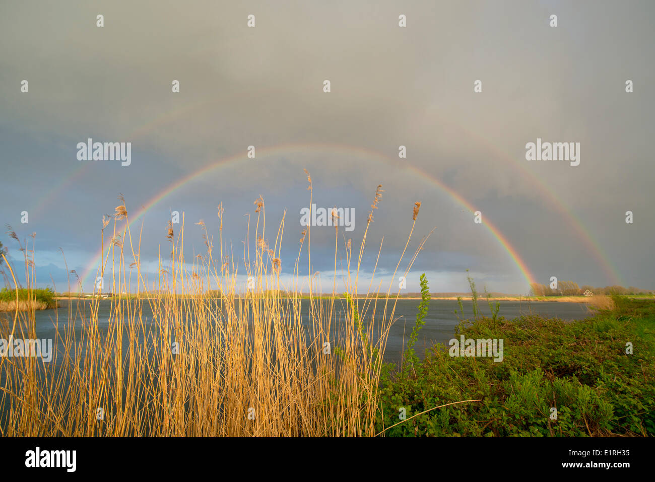 Rainbow rainbows arch hi-res stock photography and images - Alamy