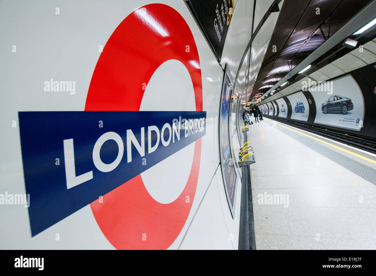 London Bridge Station on the London Underground, England UK Stock Photo ...