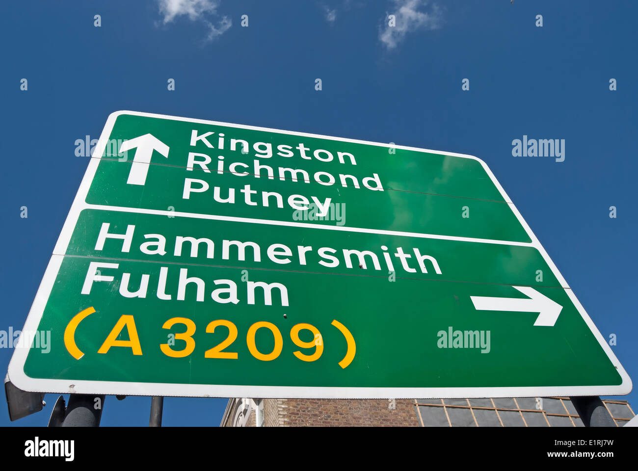 Straight on and right turn arrow hi-res stock photography and images ...