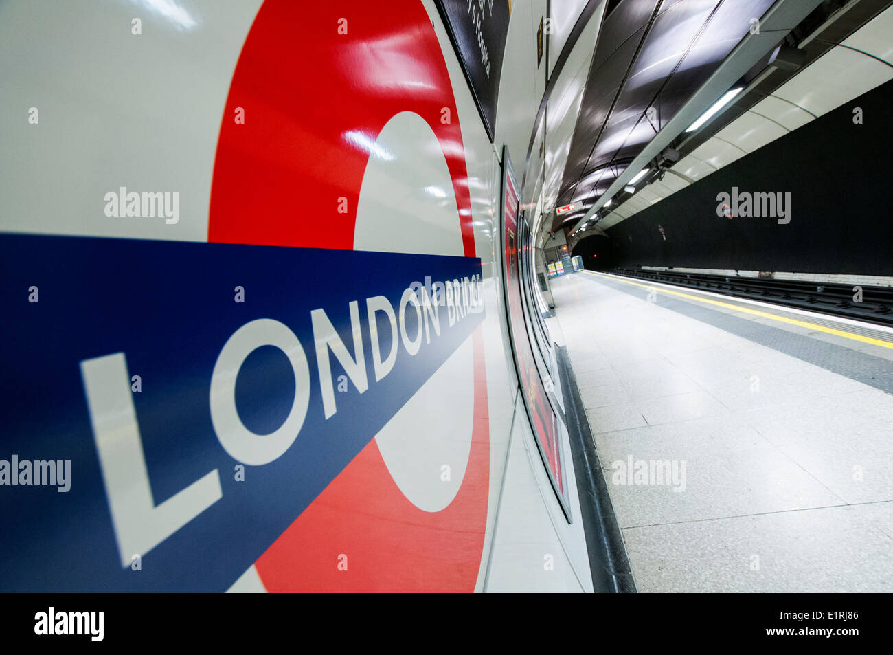 London Bridge Underground High Resolution Stock Photography and Images ...