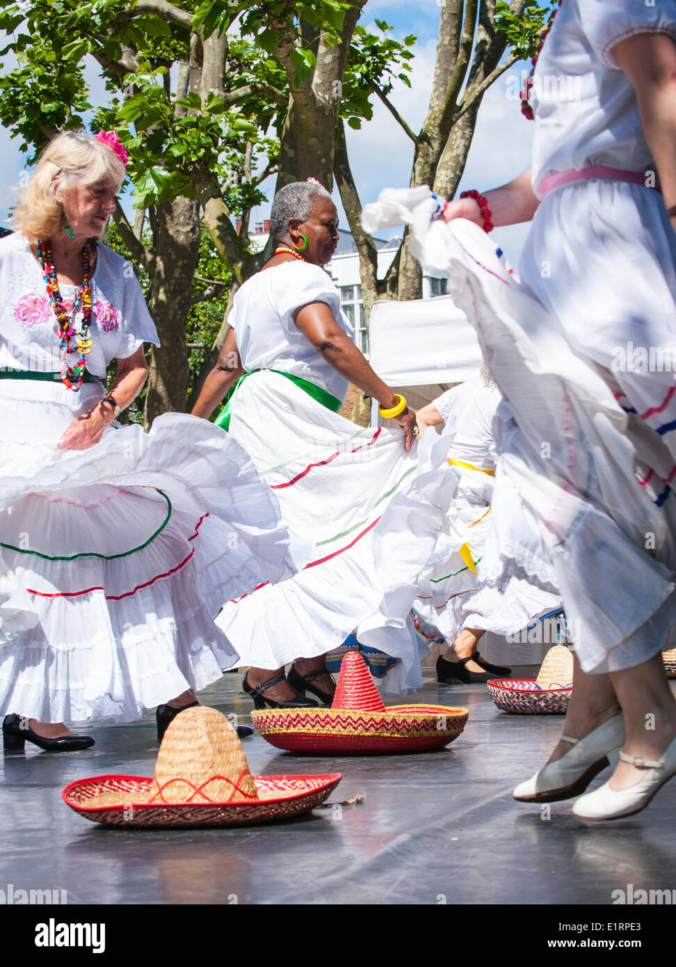 Latin dance scene london hi-res stock photography and images - Alamy