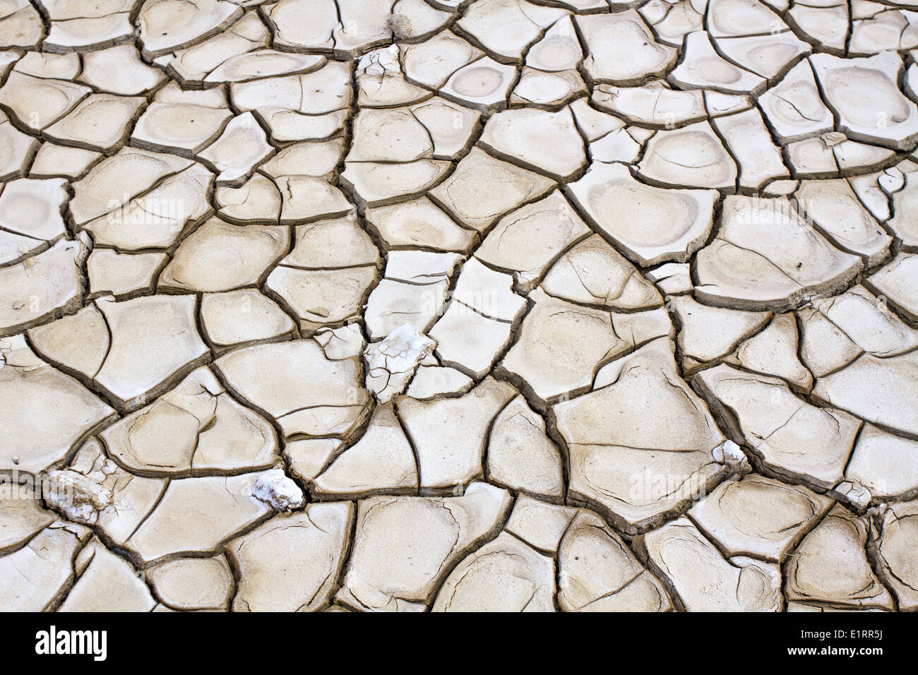 Beautiful photo sundried and cracked earth Stock Photo - Alamy