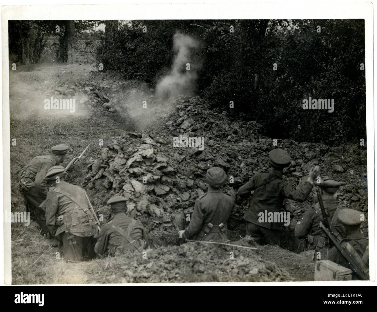 This photograph shows a British infantry bombing party near Lestrem ...