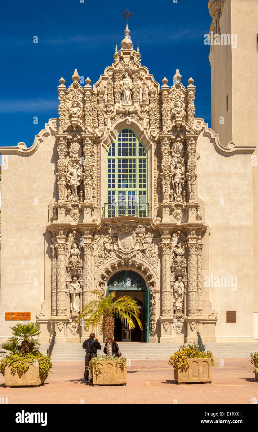 San diego museum man hi-res stock photography and images - Alamy