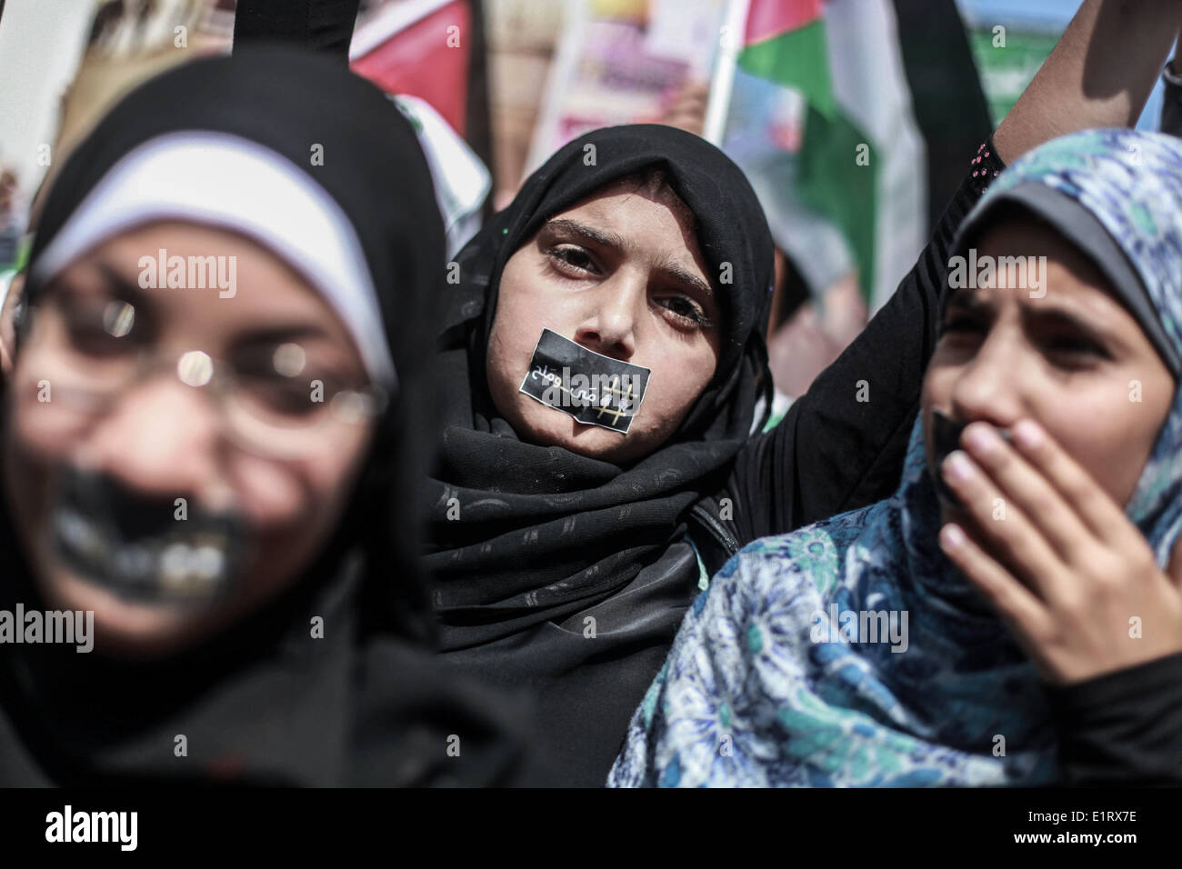 Gaza, Palestinian Territories. 9th June, 2014. Palestinian women attend ...