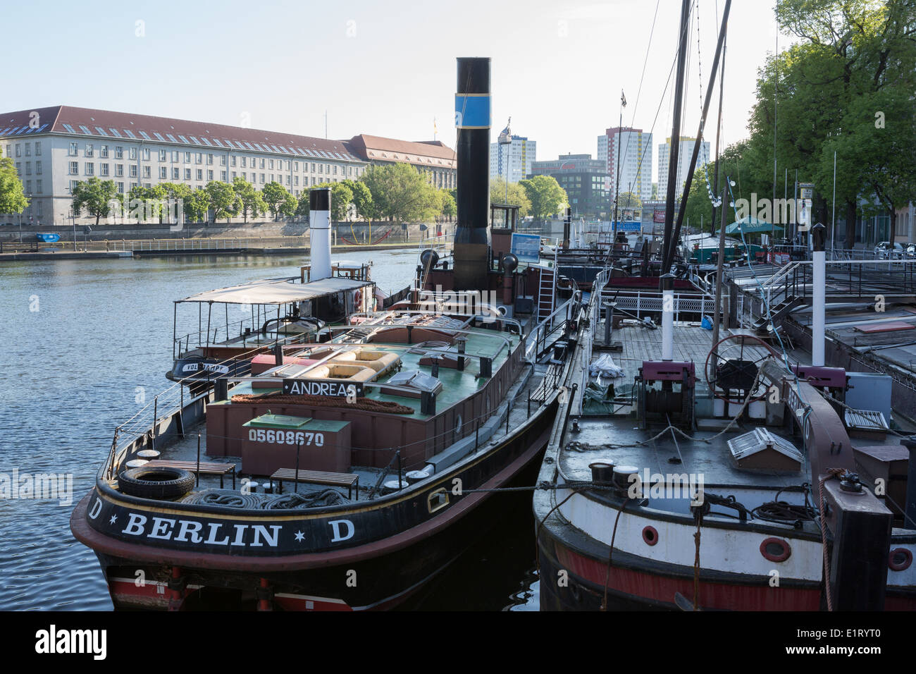 Barges on the Spreekanal in Berlin city centre Stock Photo - Alamy