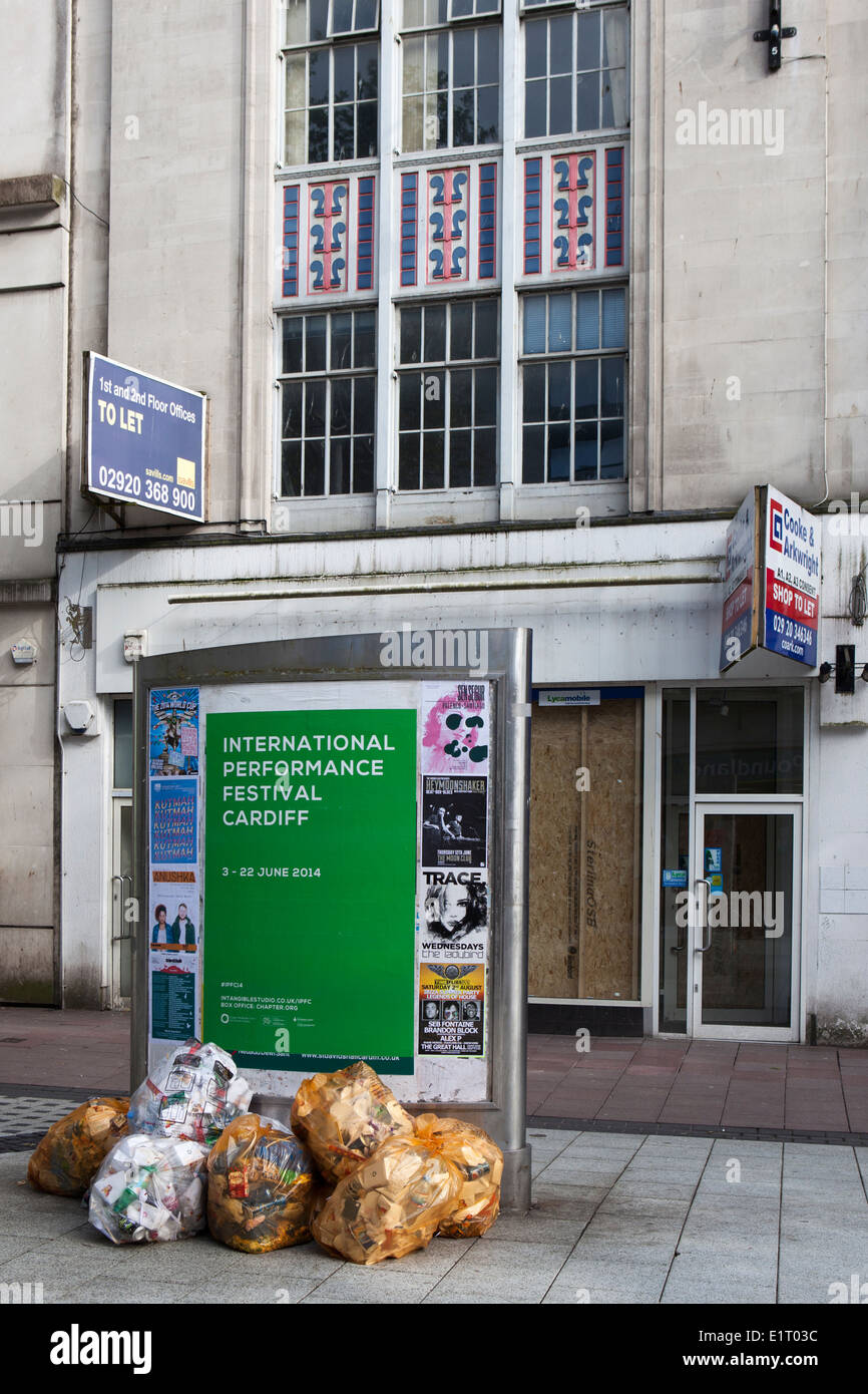 Recycling centre cardiff hi-res stock photography and images - Alamy