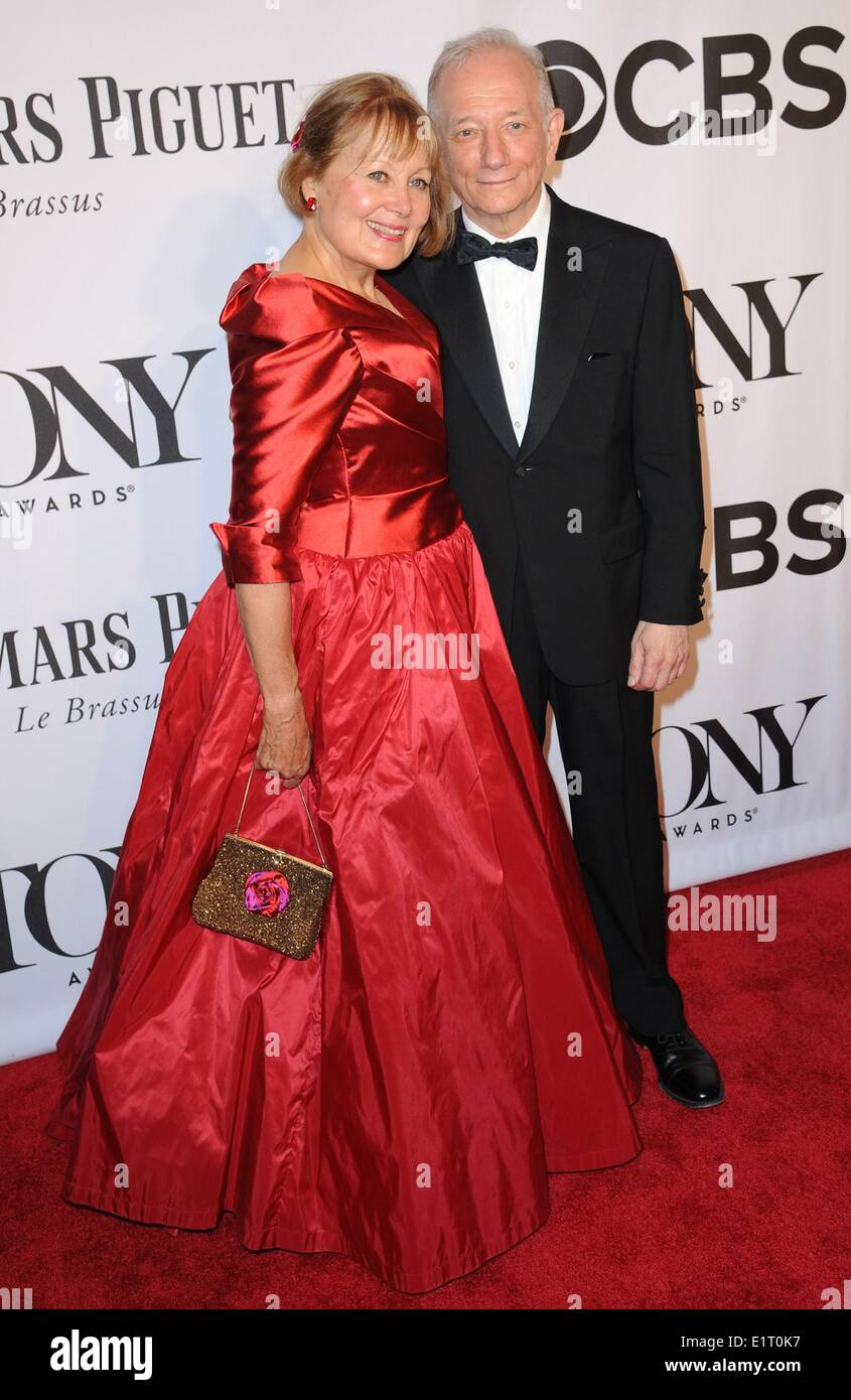 Jonathan Tunick, Leigh Beery at arrivals for The 68th Annual Tony ...