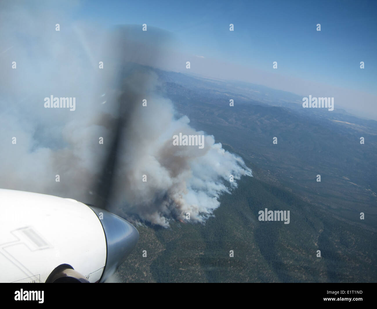 Air Attack 011 is a firefighting operation conducted over the Apache ...