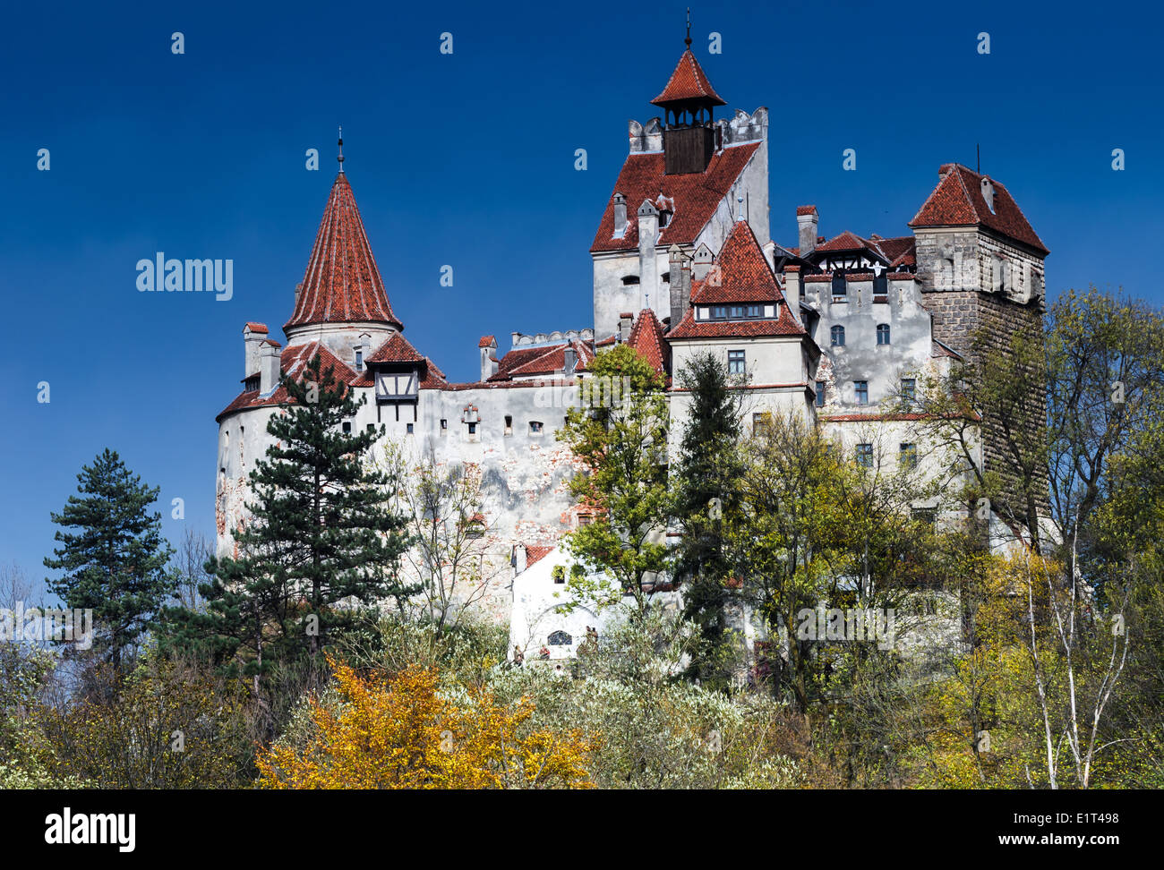 Guarded castle hi-res stock photography and images - Alamy