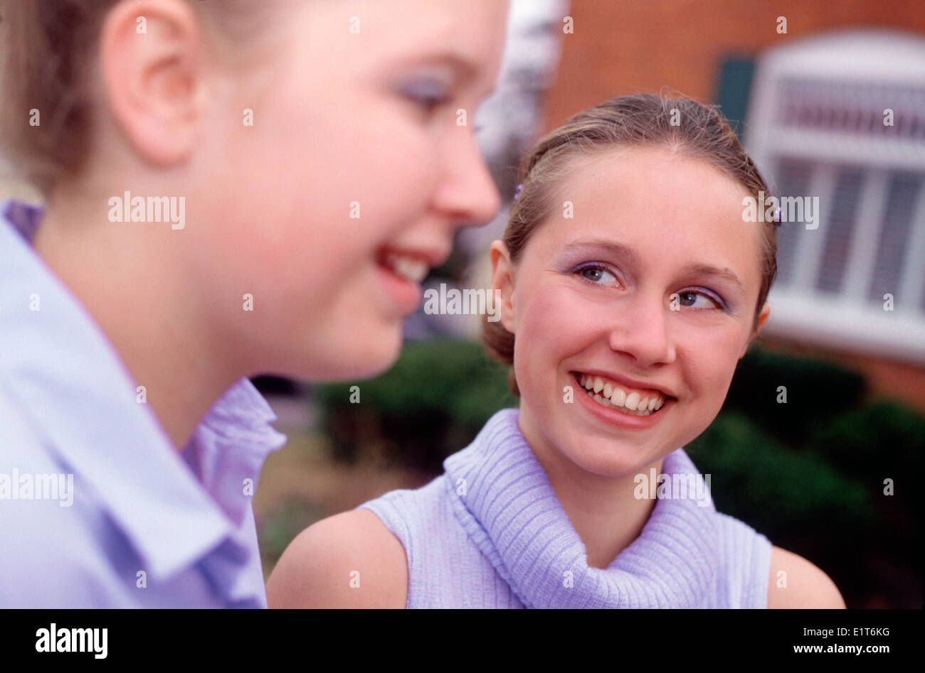 best friends chatting Stock Photo - Alamy