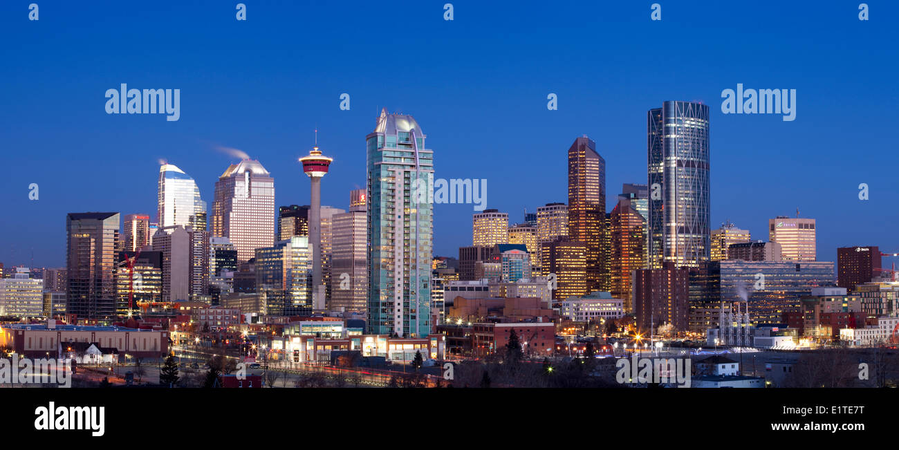 New skyline featuring the new Bow Building, Calgary, Alberta, Canada ...