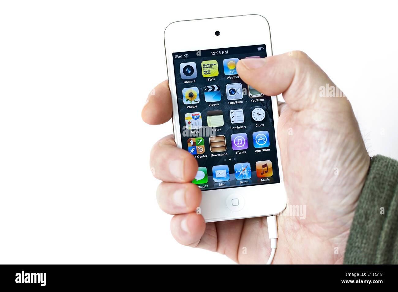 iPod touch（ASCII.jp：念願のカメラ付き！ 写真で見るiPod touchの新機能 (1/2)）