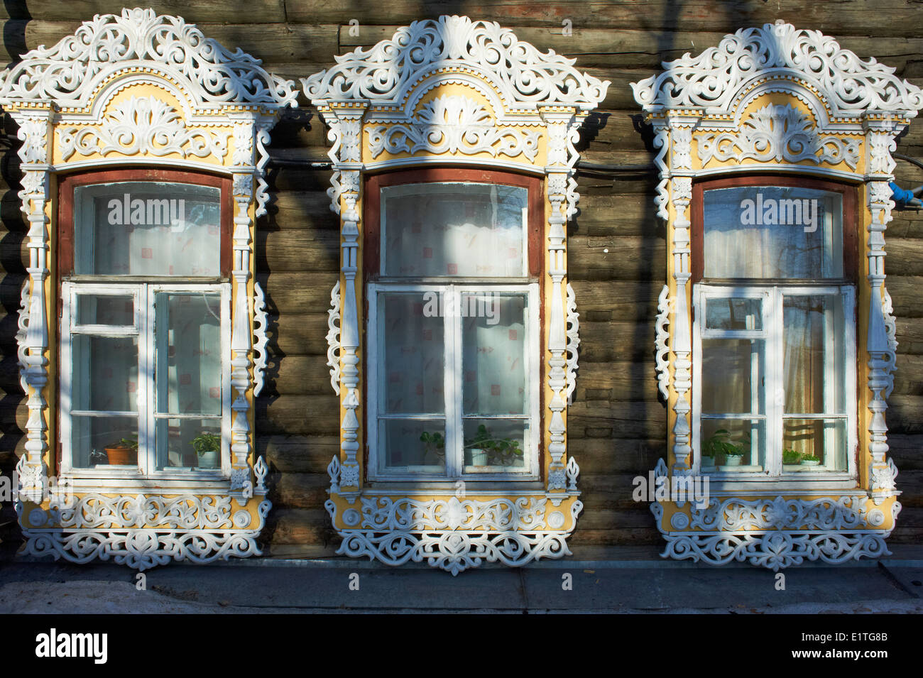 Tomsk wooden architecture hi-res stock photography and images - Alamy