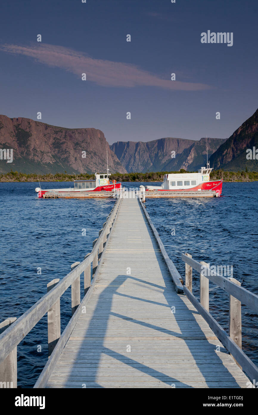 Cliffs from a boat High Resolution Stock Photography and Images - Alamy