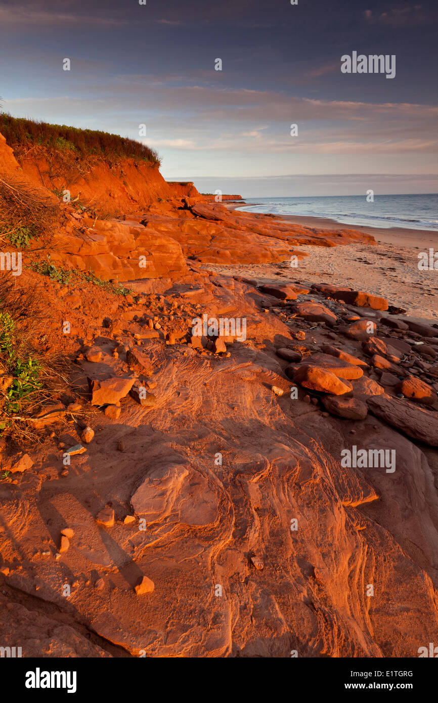 Red sand formation hi-res stock photography and images - Alamy