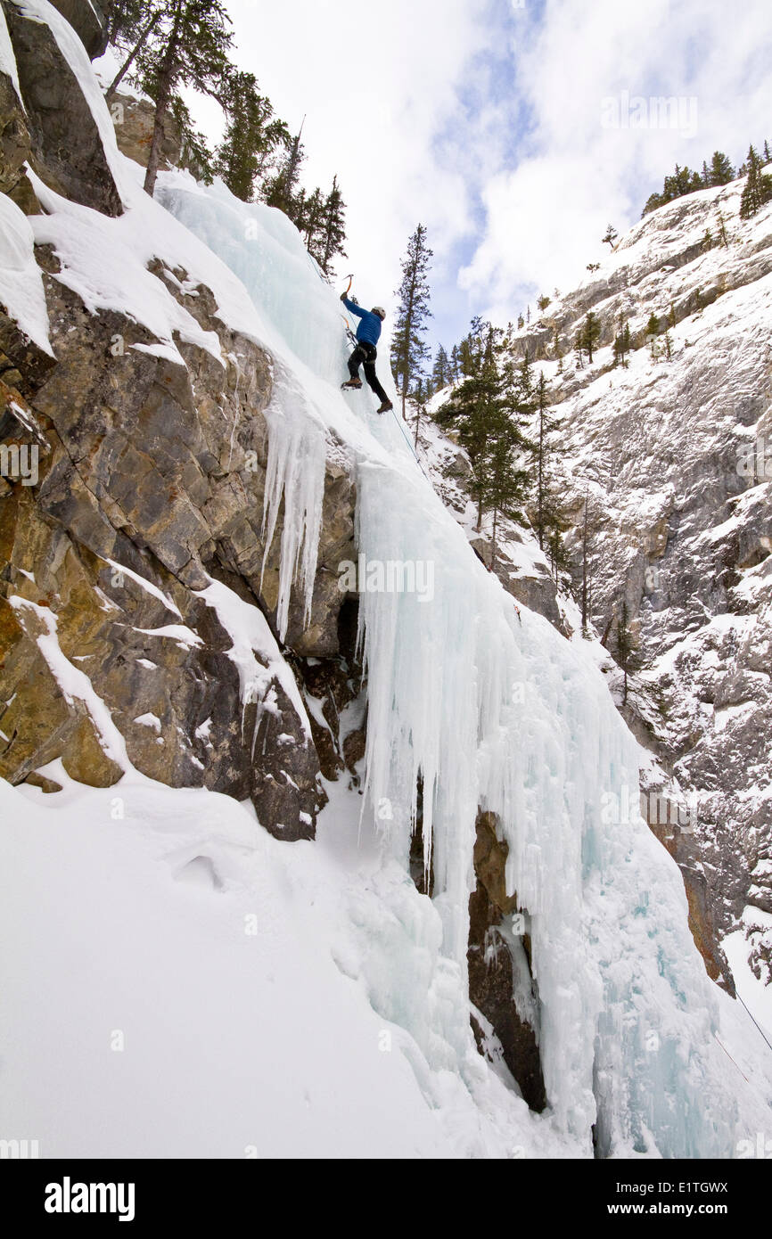 Canada banff ice climbing hi-res stock photography and images - Alamy