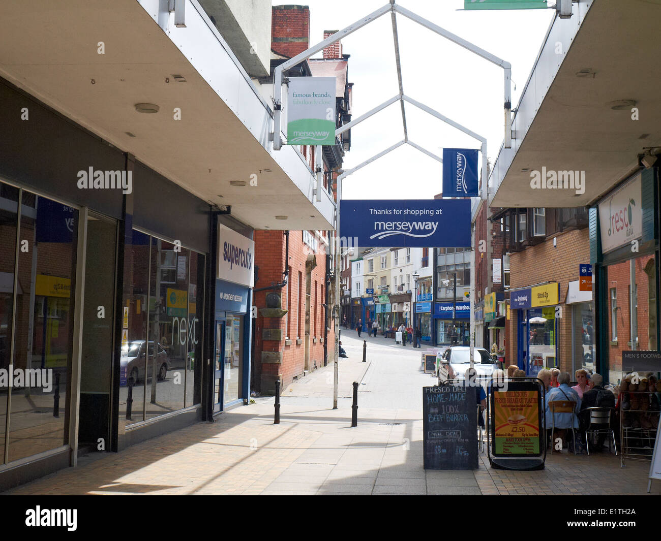 Mersey square stockport hi-res stock photography and images - Alamy