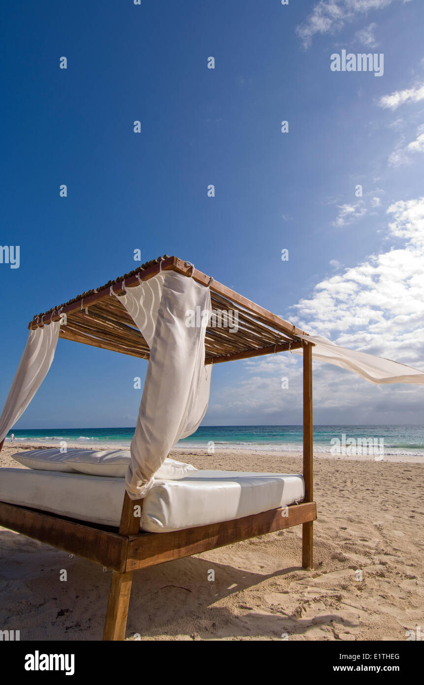 Sun bed on beach, Tulum Beach, Quintana Roo, Mexico Stock Photo - Alamy