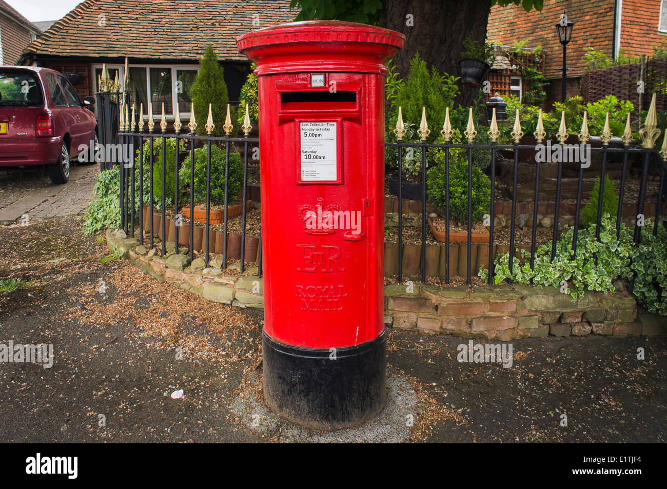 Royal Mail, red post box, postbox, Goudhurst, Great Britain, United ...