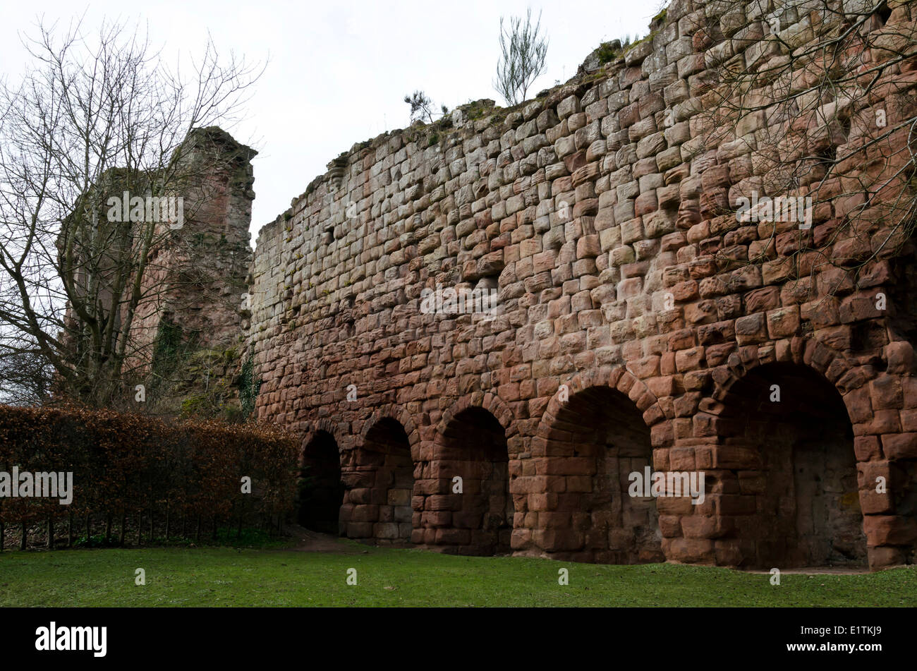 The remains of Roslin Castle in Midlothian, Scotland Stock Photo - Alamy