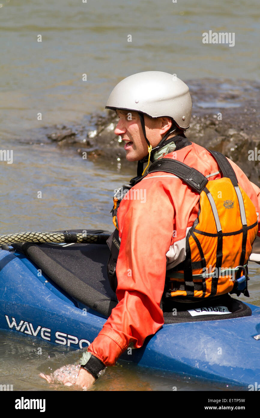 Whitewater canada columbia river hi-res stock photography and images ...