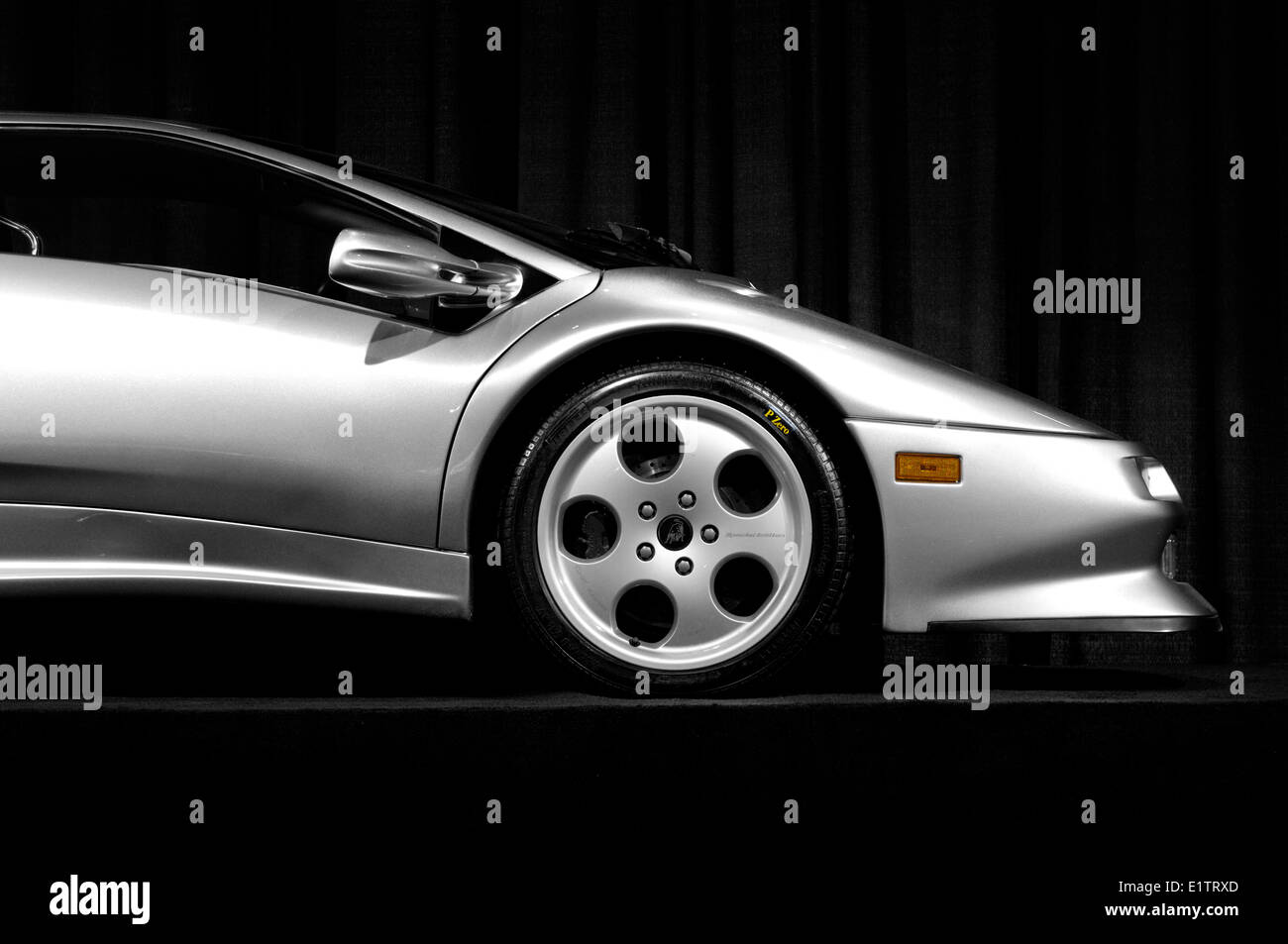 Silver lamborghini sports car hi-res stock photography and images - Alamy