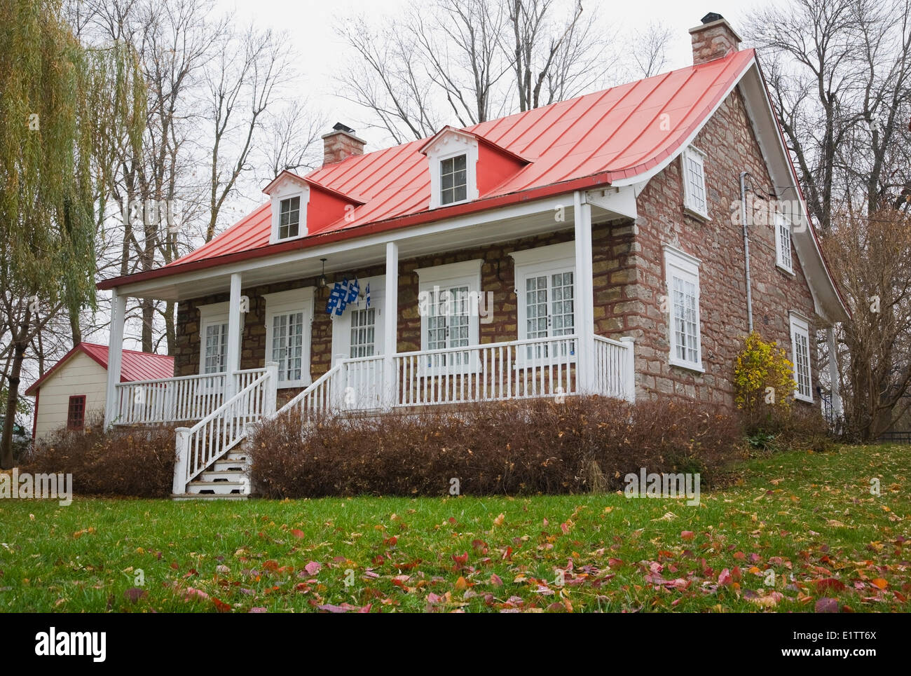 1800s home exterior hi-res stock photography and images - Alamy