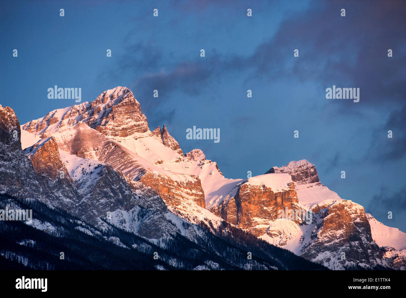 Three sisters wilderness hi-res stock photography and images - Alamy