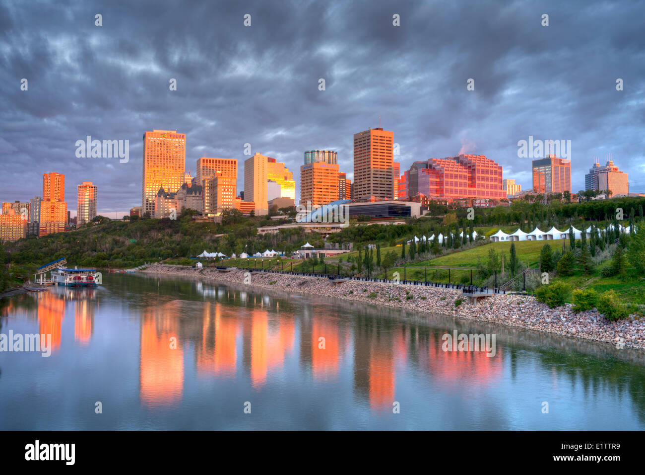 Edmonton dawn hi-res stock photography and images - Alamy