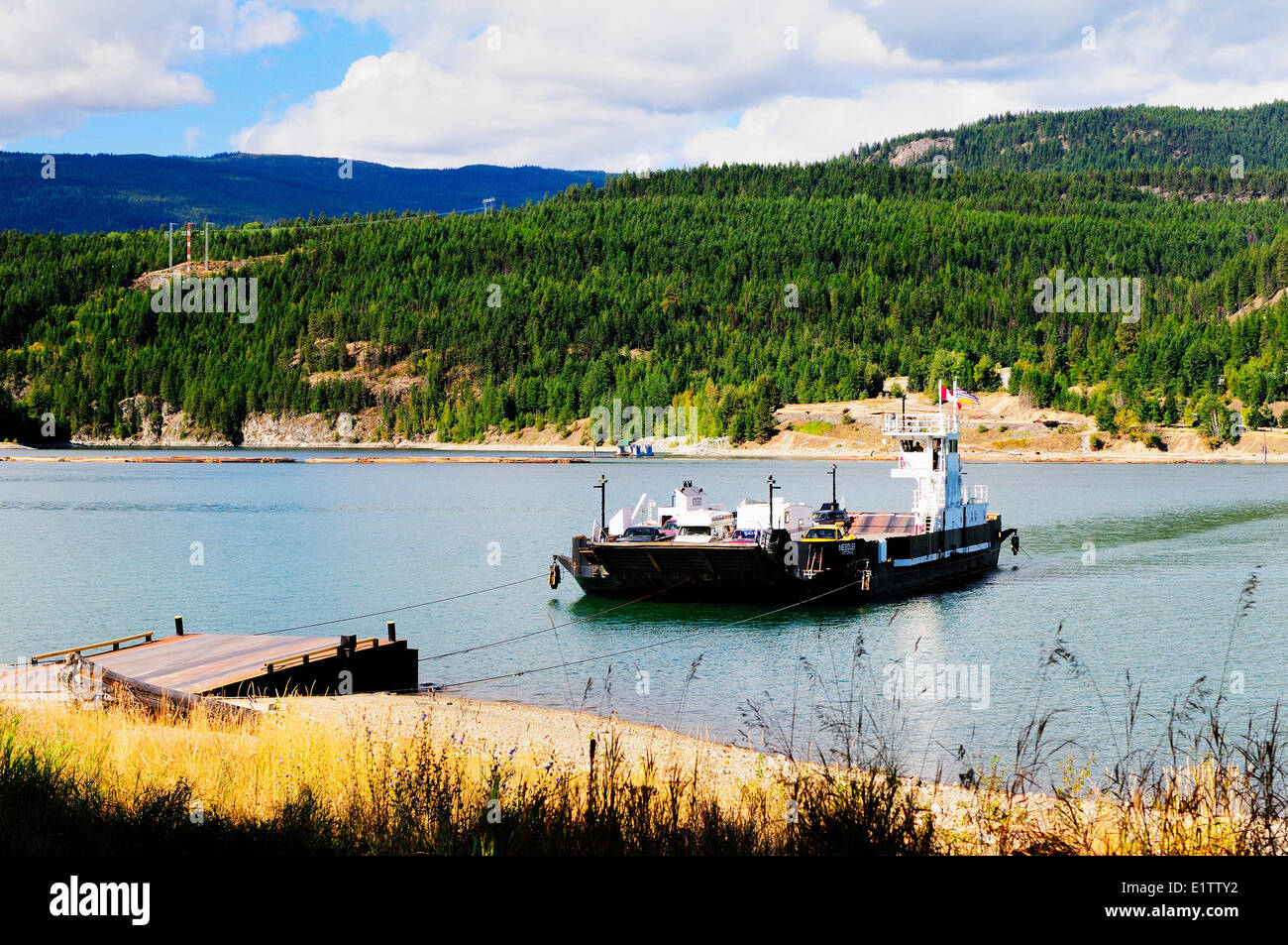 Lower arrow lake hi-res stock photography and images - Alamy