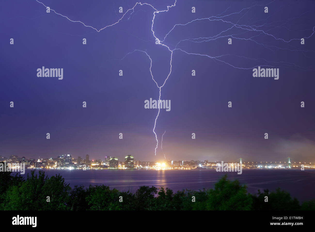 Lightning over tower canada hi-res stock photography and images - Alamy