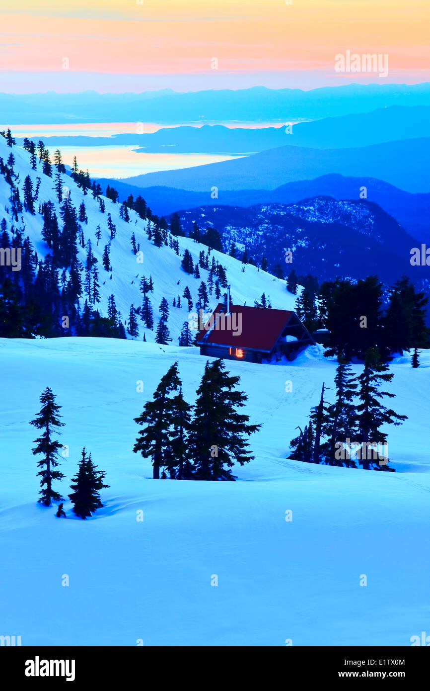 Dusk descends on Mt. Steele cabin in Tetrahedron Provincial park ...