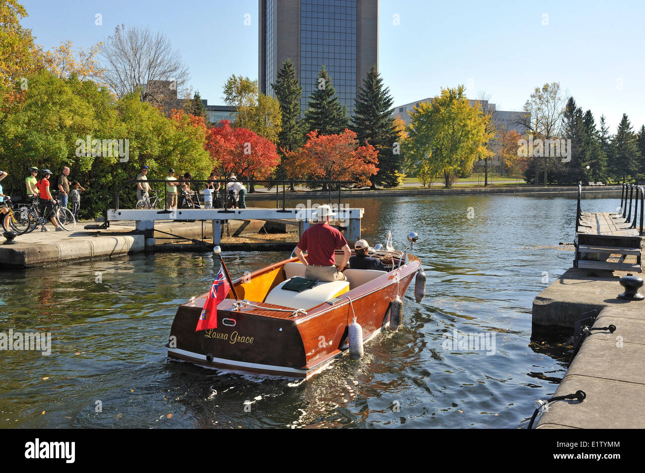 Rideau canal cycling hi-res stock photography and images - Alamy