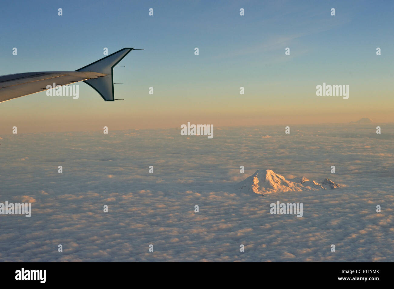 Aircraft mount hi-res stock photography and images - Alamy
