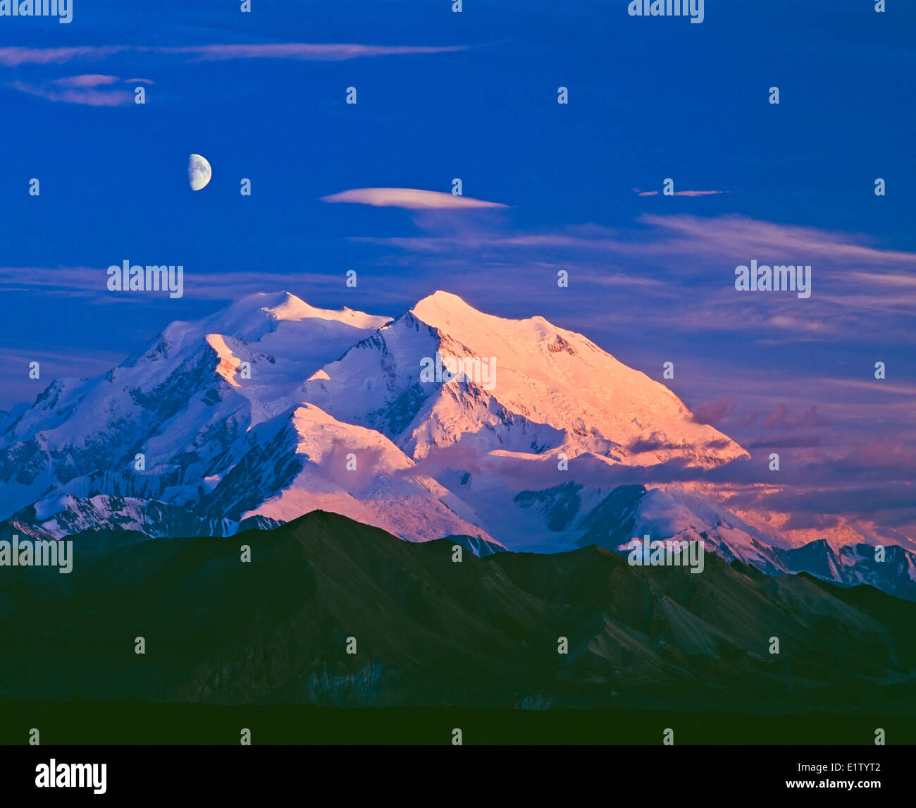 Mount mckinley hi-res stock photography and images - Alamy