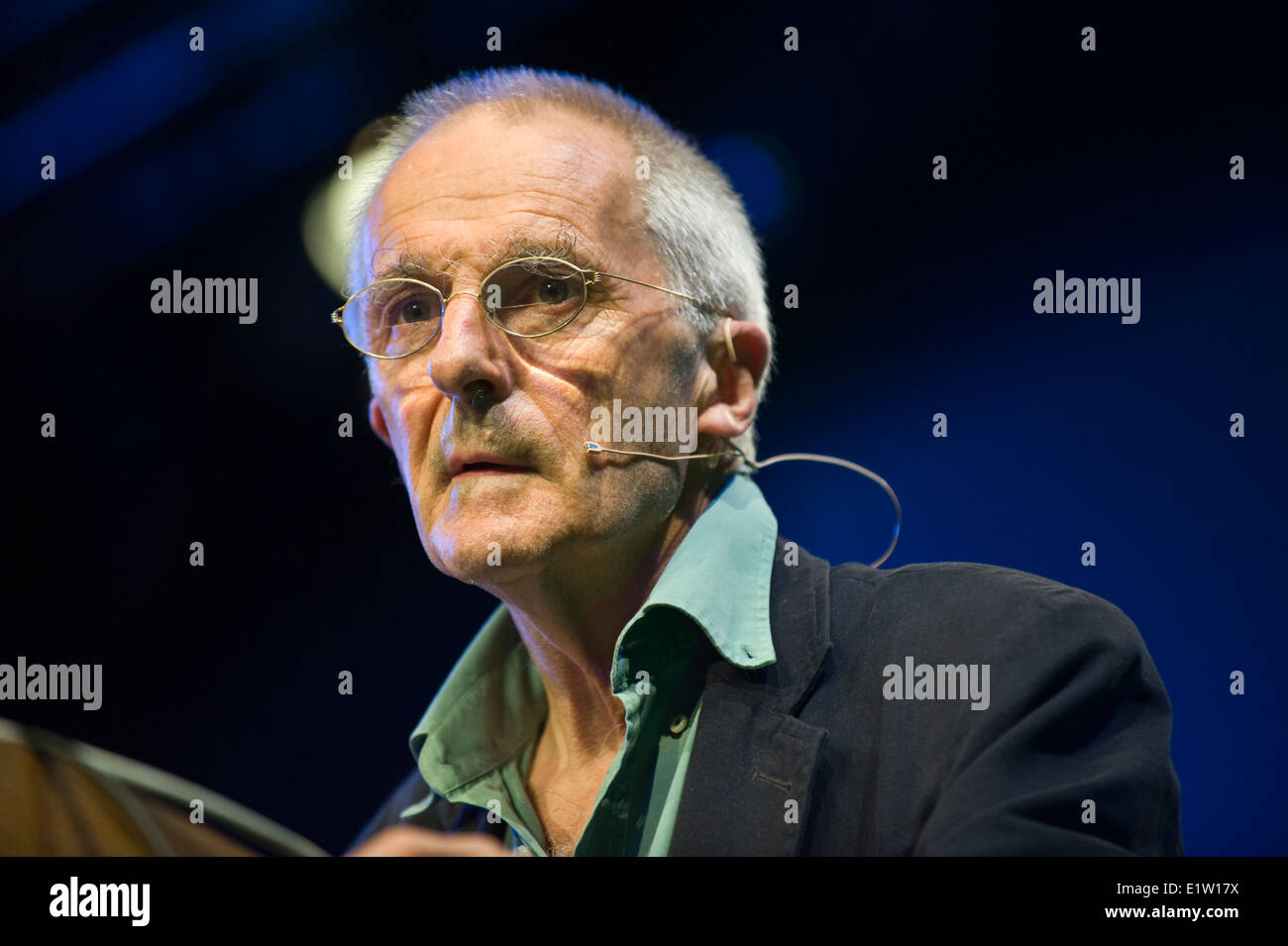 Steve Jones geneticist speaking at Hay Festival 2014 ©Jeff Morgan Stock ...