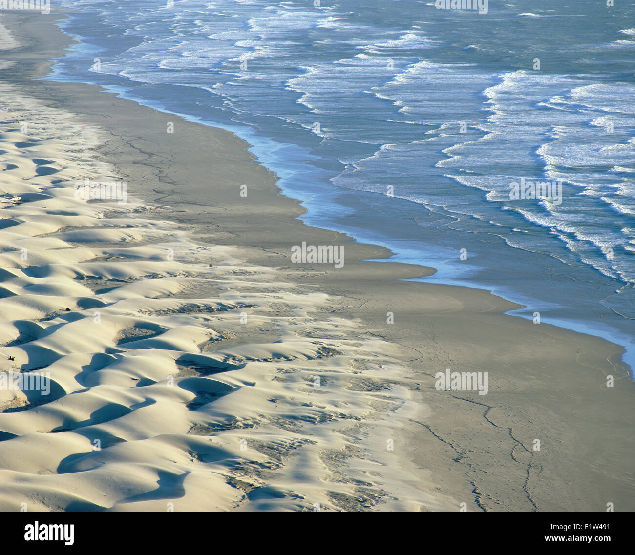 Dune surf oregon hi-res stock photography and images - Alamy