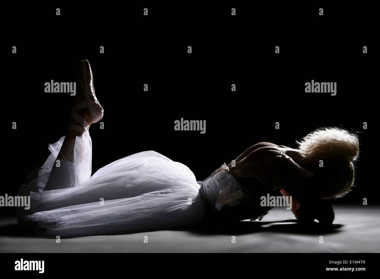 Crying ballerina hi-res stock photography and images - Alamy