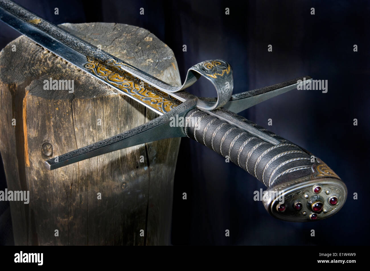 Ancient sabre. A smart variant of the fighting weapon Stock Photo - Alamy